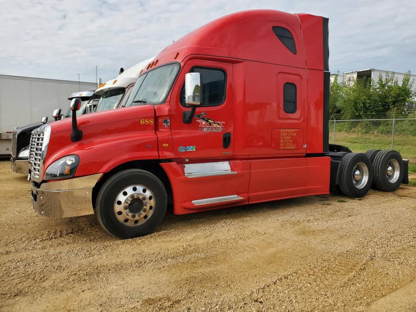Local Trucking & Logistics Company | East Dubuque & Davenport, IL