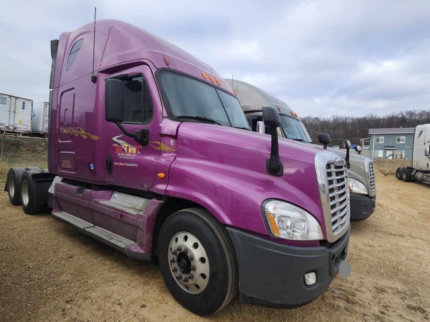 Local Trucking & Logistics Company | East Dubuque & Davenport, IL